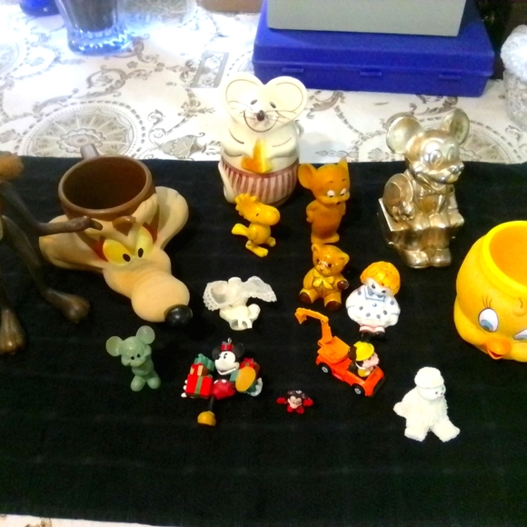 disney ,looney tunes and more | Toys | Assorted Cartoon Character Toy ...